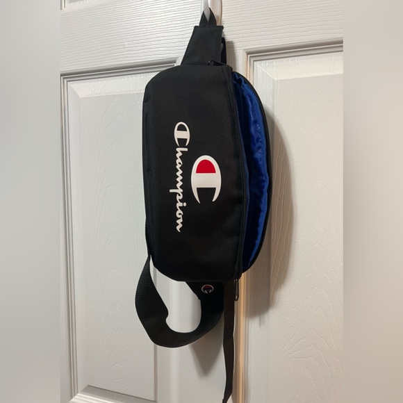 Champion | Accessories | New Champion Fanny Pack | Poshmark